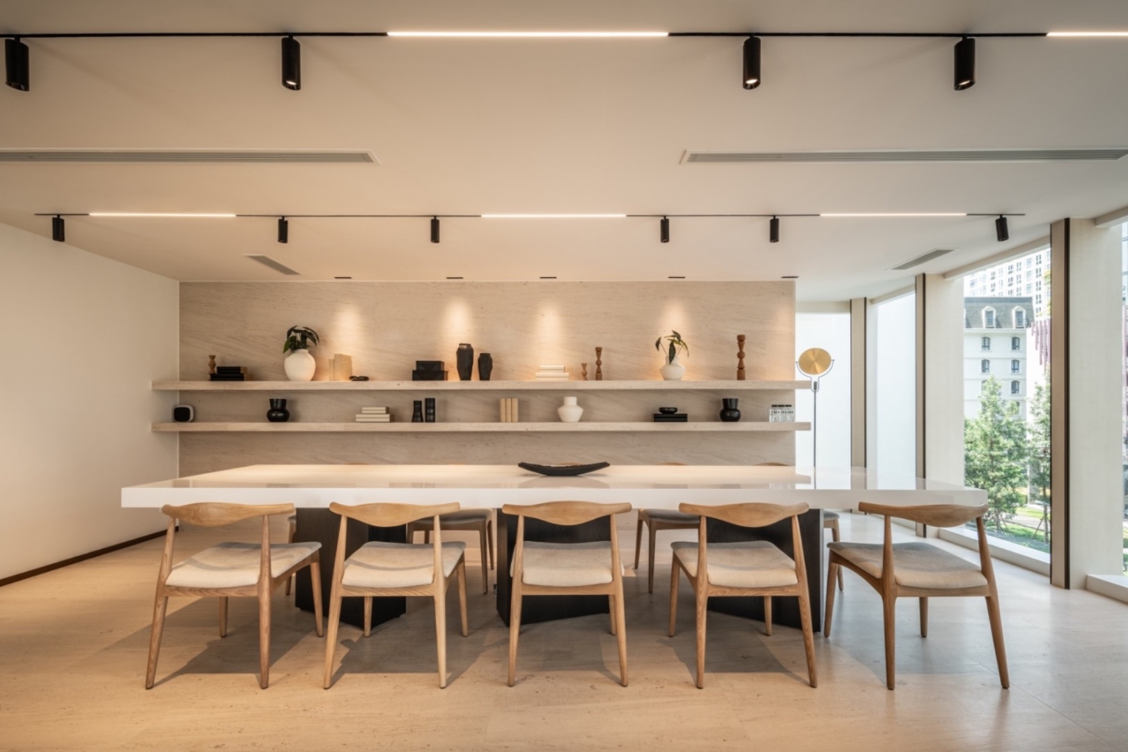 The Strand Thonglor – Steps from BTS Thong Lo Station