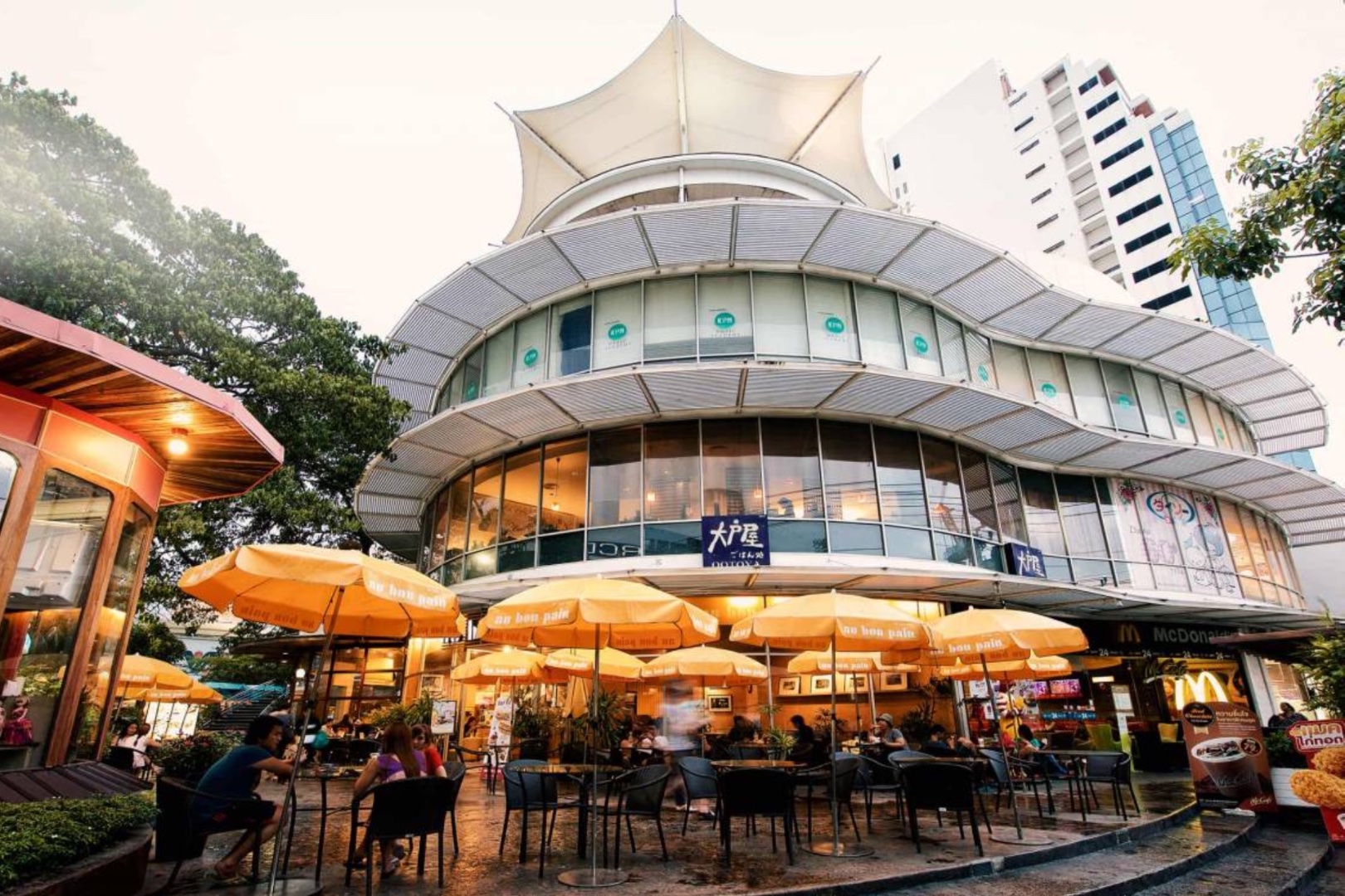 Chewathai Residence Thonglor | Boutique Luxury Condo Bangkok