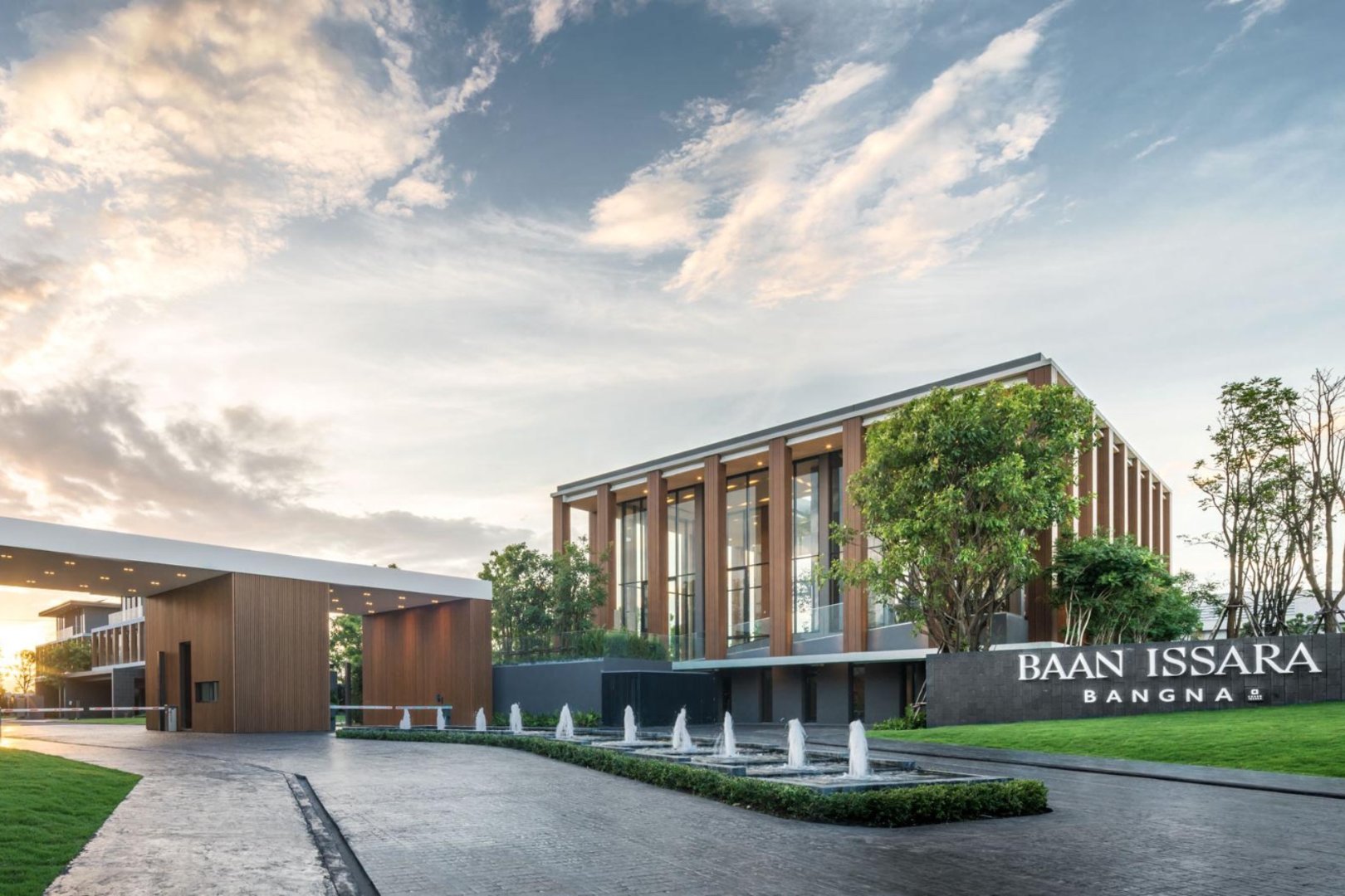 Baan Issara Bangna | Super Luxury Single Houses in Bangkok